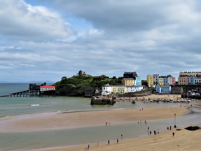 Penally, Tenby and Saundersfoot, Pembrokeshire – Christopher Somerville